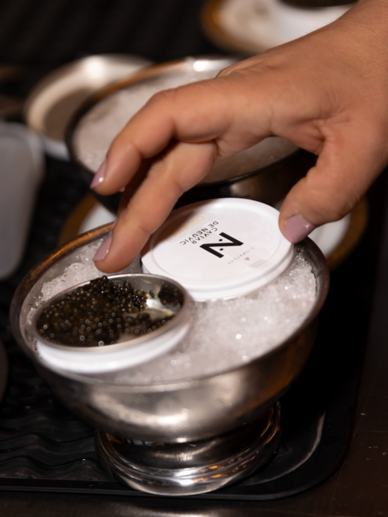 Caviar Bar, un referente de lujo, mezcla de sabores y creatividad que ...